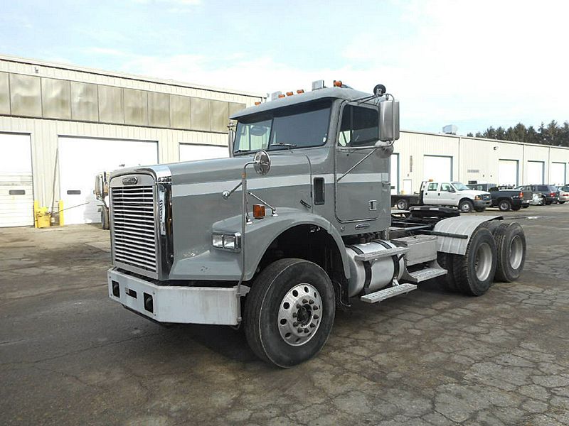 2002 Freightliner FLD120 For Sale | Semi Truck | #8149