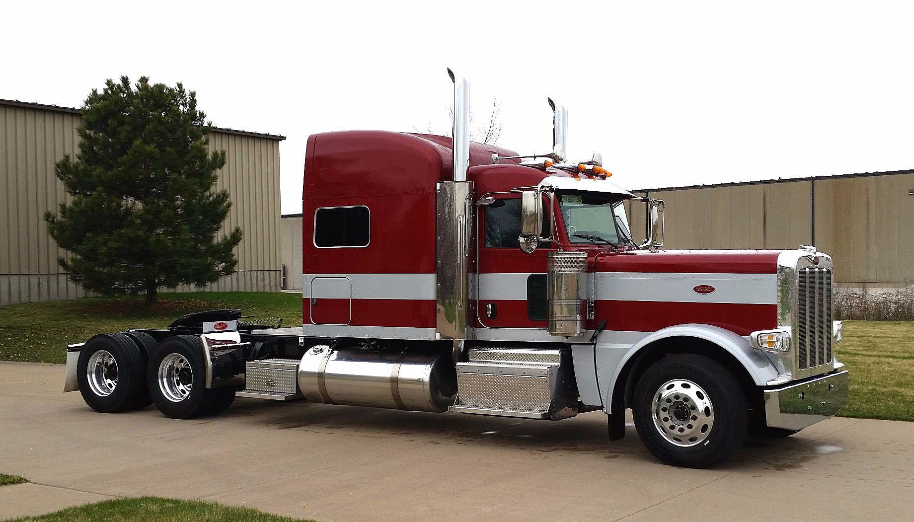 2017 Peterbilt 389 For Sale | 78" Sleeper | #17086