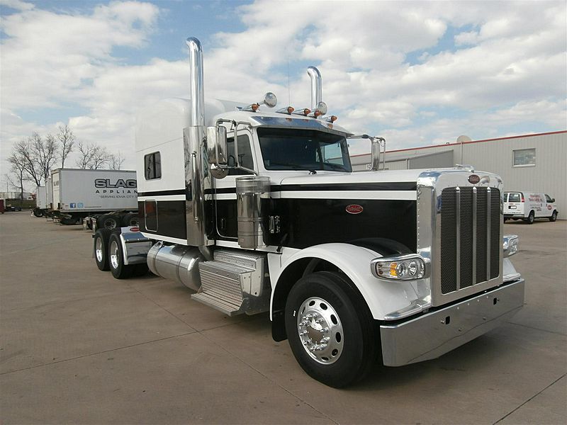 2017 Peterbilt 389 (For Sale) | 78" Sleeper | #17089