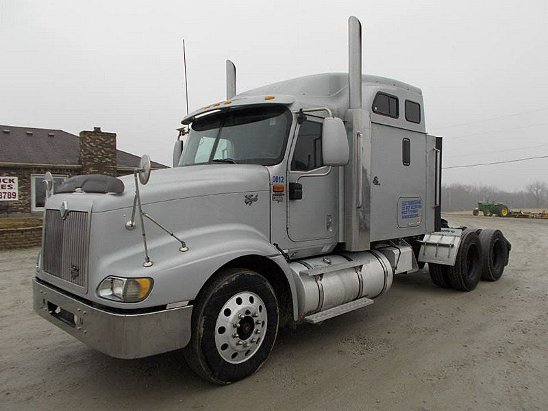 2001 International 9400i For Sale | 60" Sleeper | #XGA482