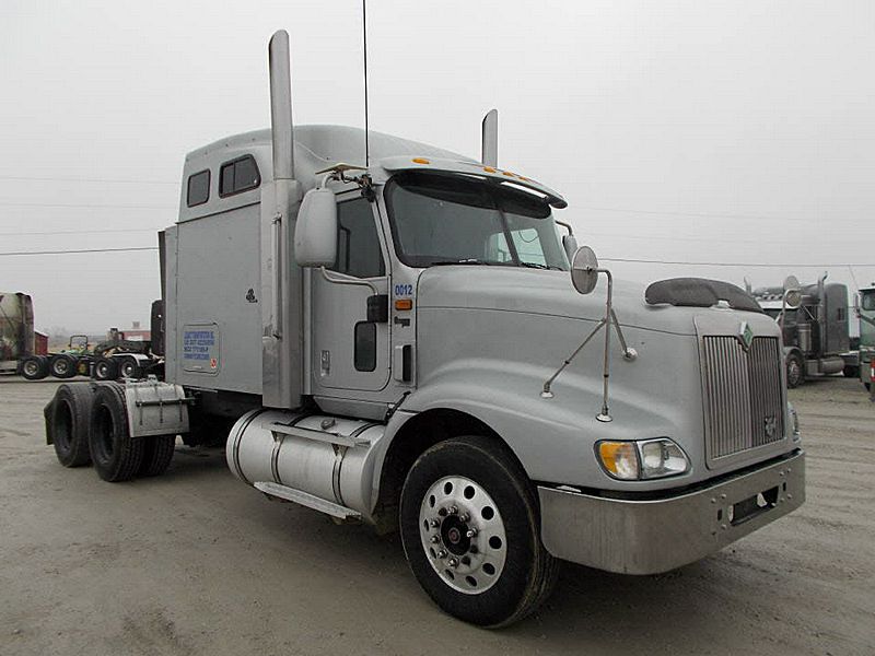 2001 International 9400i For Sale | 60" Sleeper | #XGA482