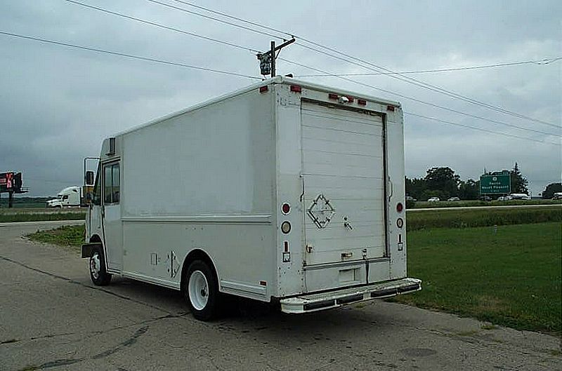 1999 Freightliner MT45 (For Sale) | Step Van | #G946