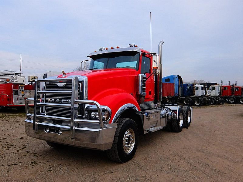 2015 Mack TD713 (For Sale) | Non Sleeper | #7280