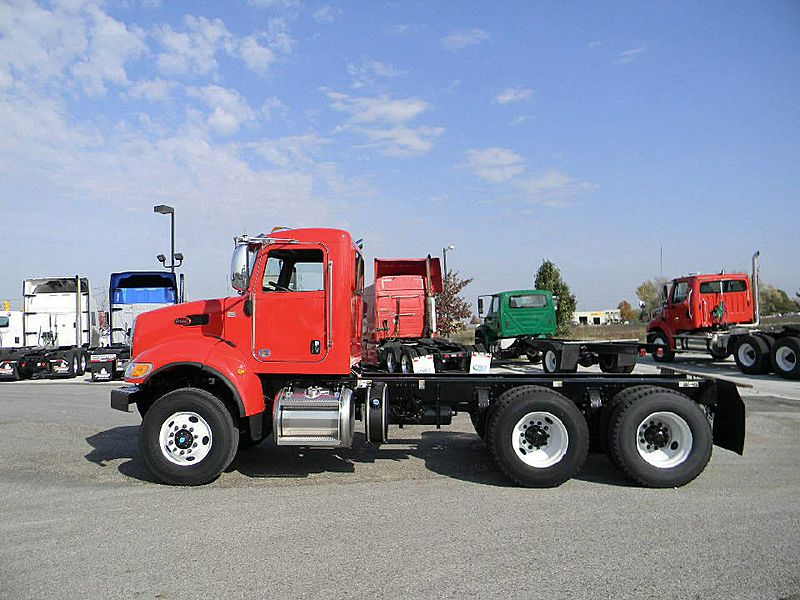 2017 Peterbilt 348 (For Sale) | Non Sleeper | #105151