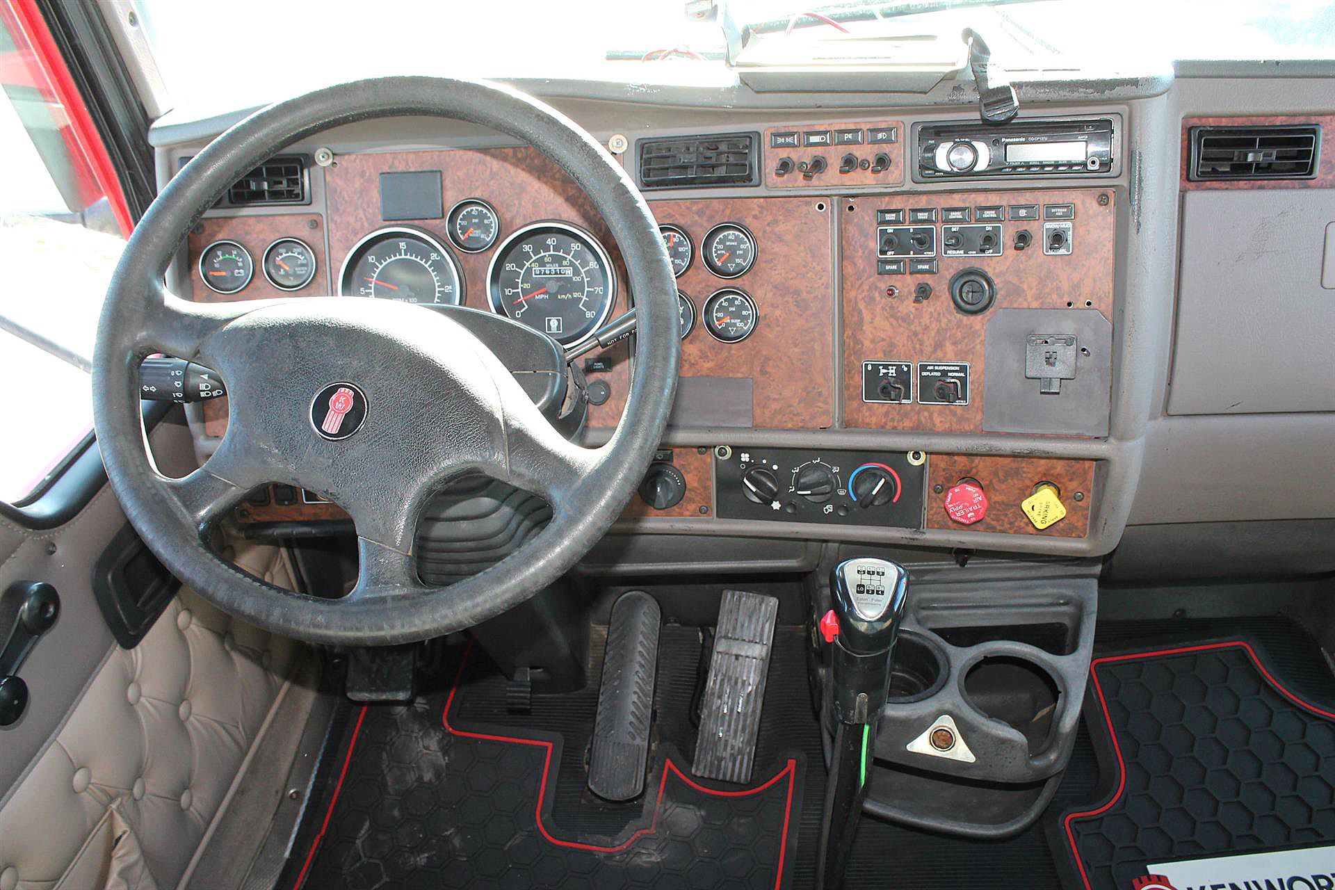 2006 Kenworth T600 For Sale | 72" Sleeper | #P5446T