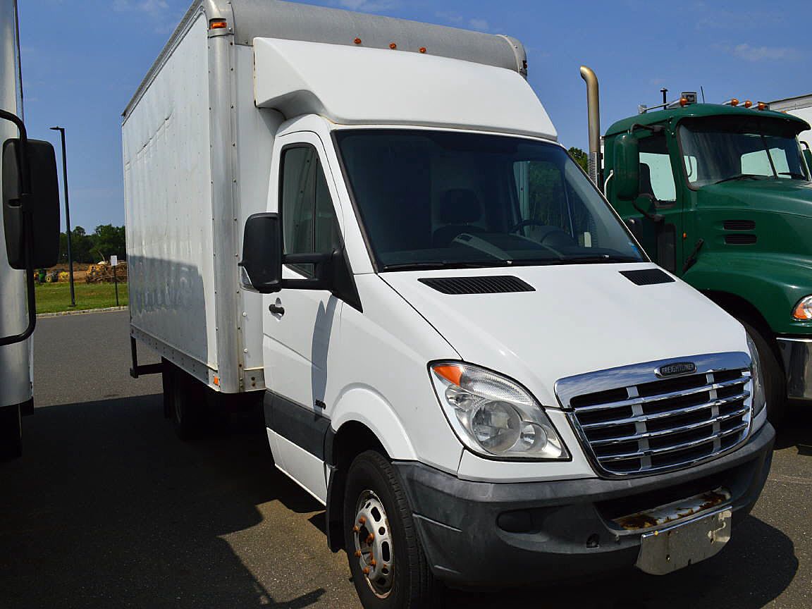 2010 Freightliner SPRINTER For Sale | 14' | #UJ-2577