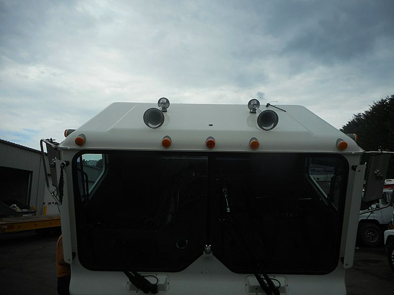 2002 Mack MR690S (For Sale) | Cab & Chassis | #8570