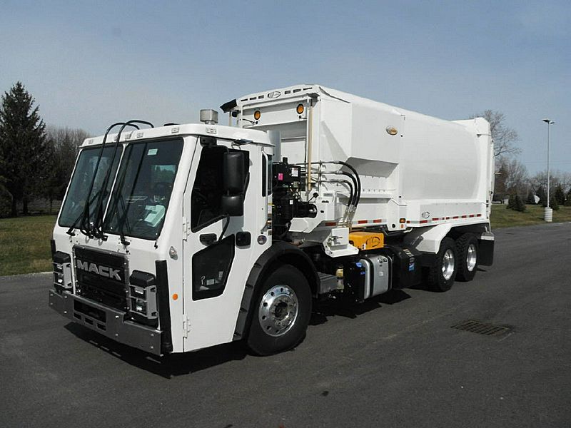 2018 Mack LR613 (For Sale) | Side Loader | #M18016-BI