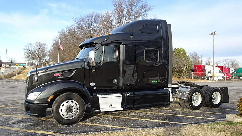 2013 Peterbilt 587 (For Sale) | 75" Sleeper | #193316
