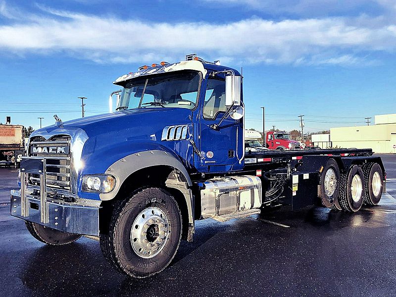 2019 Mack Granite GR64F (For Sale) | Roll-Off | #NJ-10260