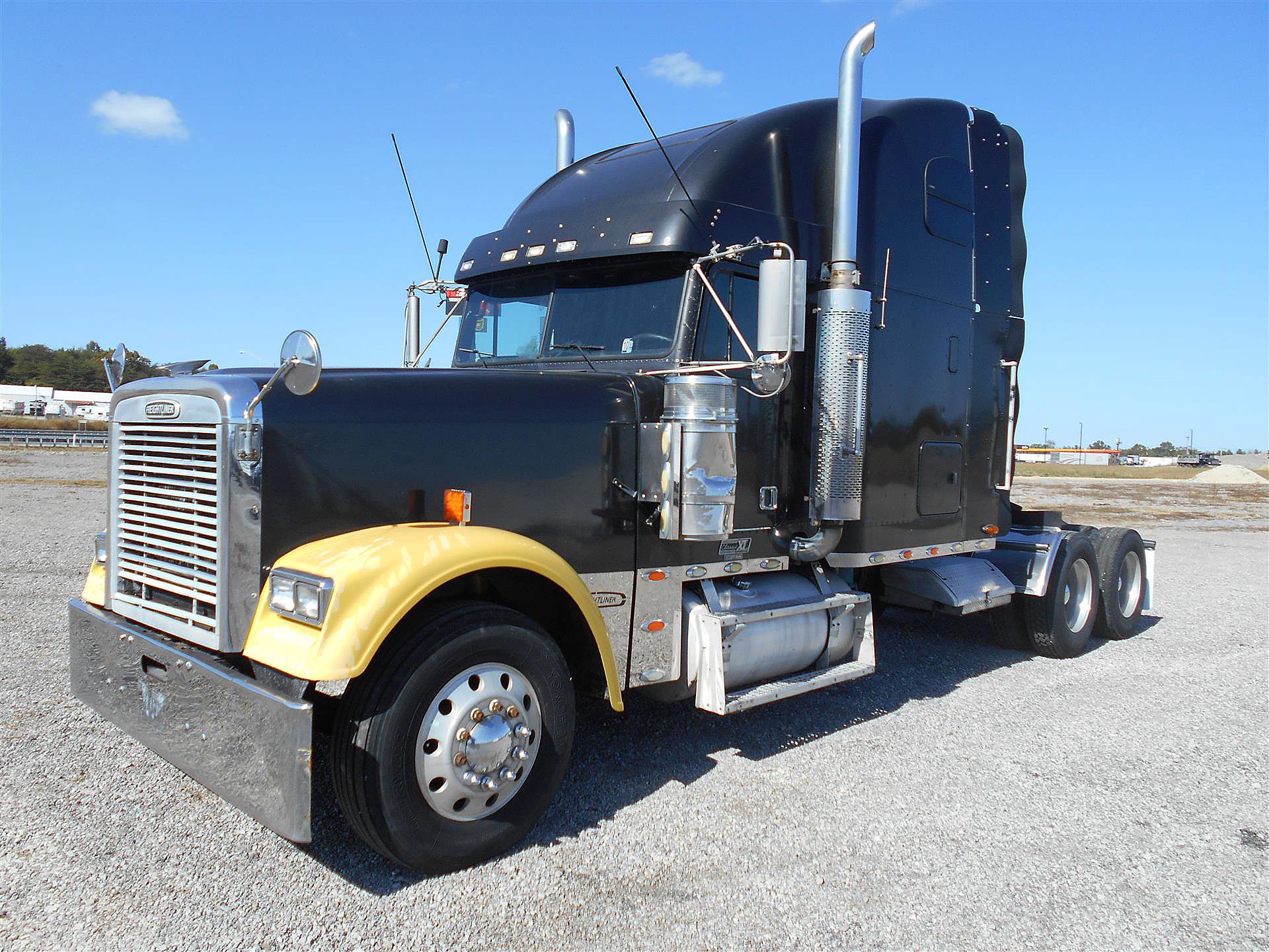 2003 Freightliner Classic XL For Sale | 60" Sleeper | #AGA550
