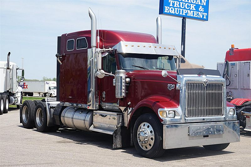 2007 International 9900ix Eagle (For Sale) | Mid Roof Sleeper | #5250