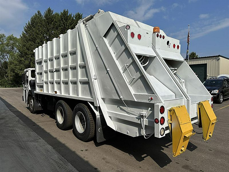2010 CCC LET2-46 For Sale | Refuse Truck | #8799