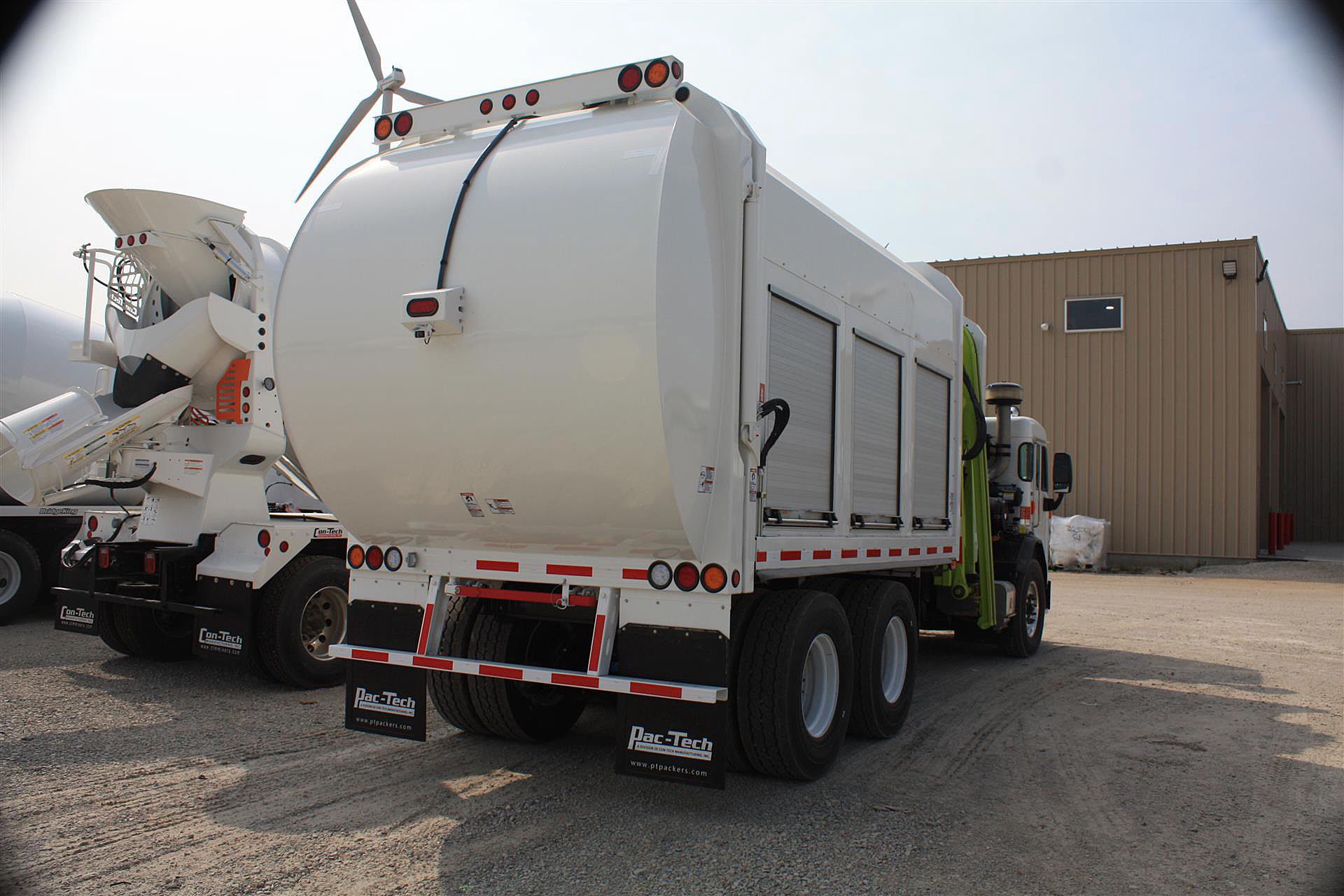 2019 Peterbilt 520 For Sale | Automated Side Loader | #50A104758