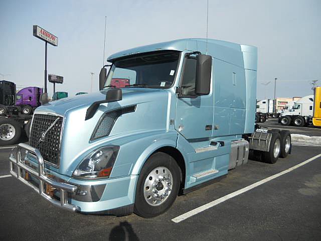 2014 Volvo VNL 630 For Sale | 61" Sleeper | #230792