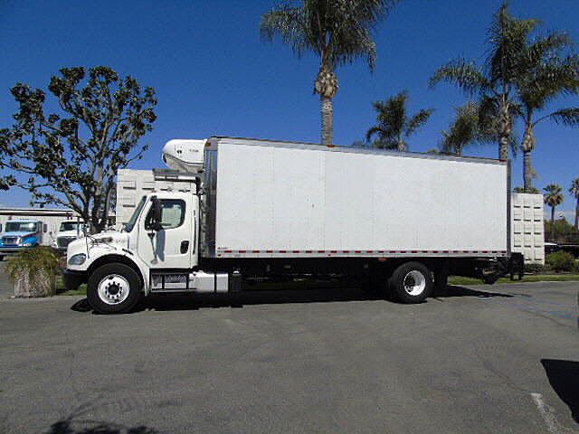 2014 Freightliner M2 26' REEFER (For Sale) | HEAVY DUTY REEFER HDR | #6653