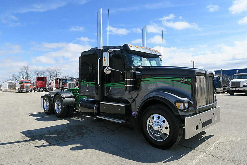 2017 International 9900i (For Sale) | 51" Sleeper | #7173976