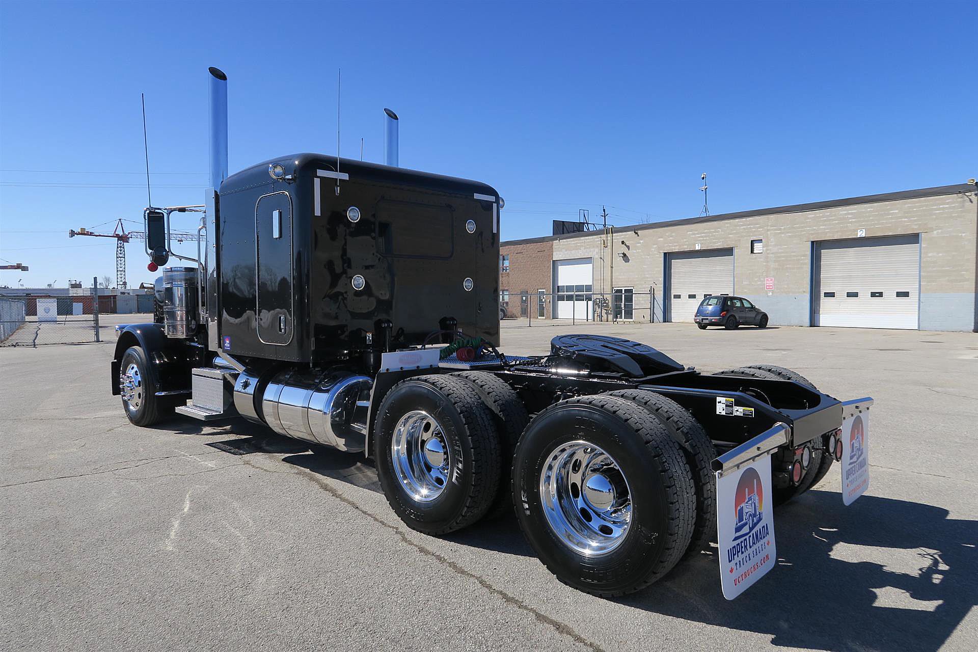 2018 Peterbilt 389 (For Sale) | 72" Sleeper | #3184001