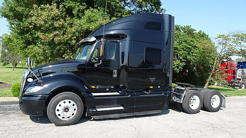 2017 International Prostar (For Sale) | 73" Sleeper | #694477
