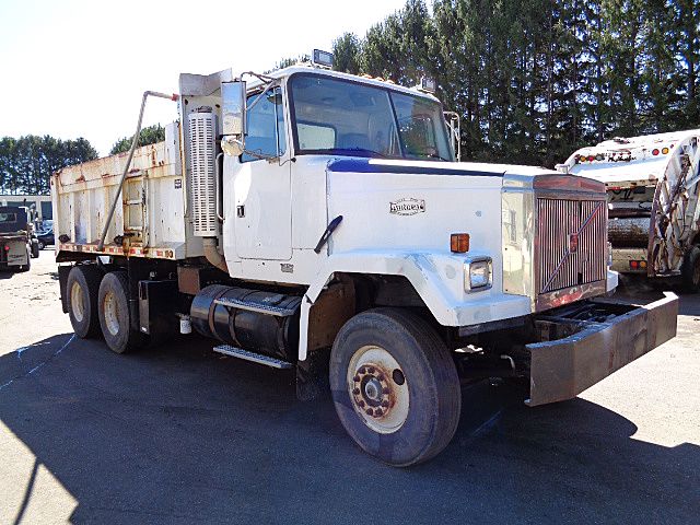 2001 Volvo ACL-64-T For Sale | Dump Truck | #5902B