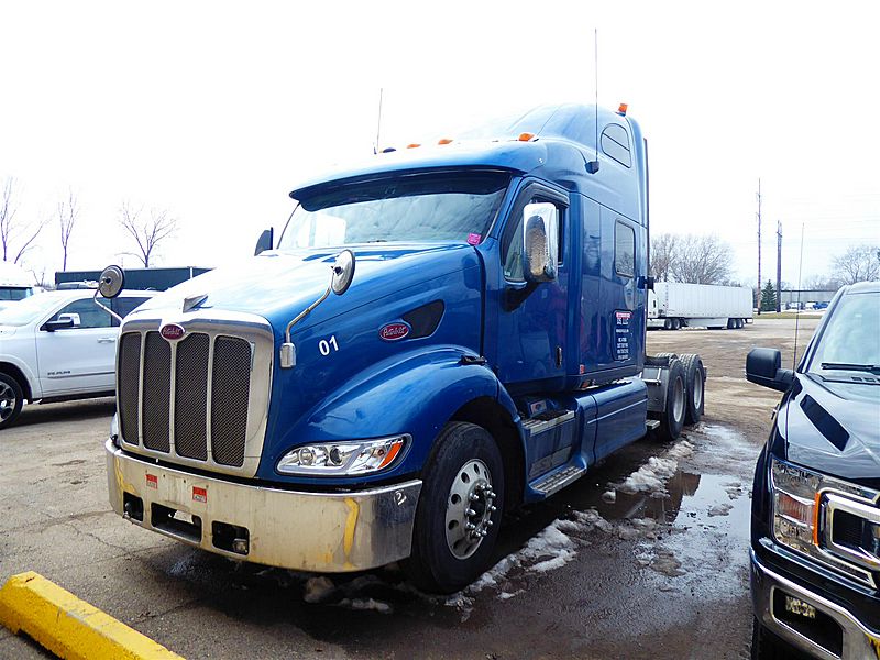 2007 Peterbilt 387 For Sale | condo Sleeper | #8771