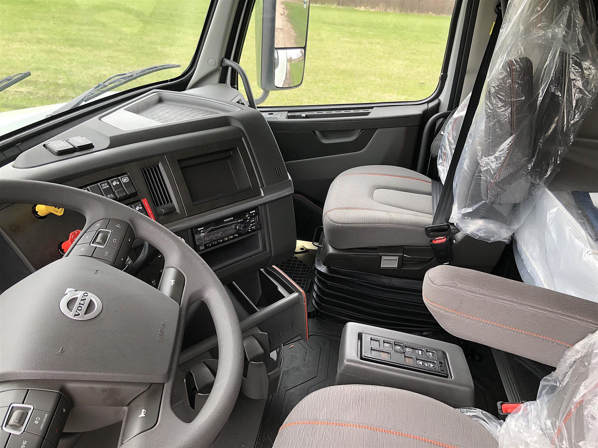 2020 Volvo VNL 400 For Sale | Flat Top Sleeper | #66500