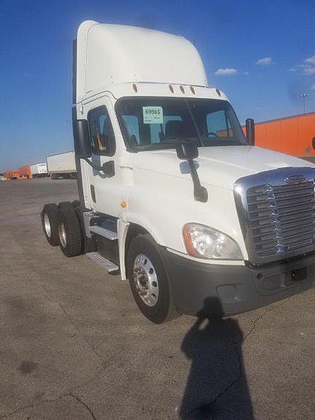2014 Freightliner Cascadia For Sale | Day Cab Sleeper | #69965