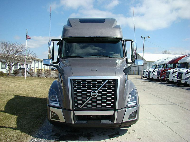 2020 Volvo VNL 860 For Sale | 1" Sleeper | #VM20196