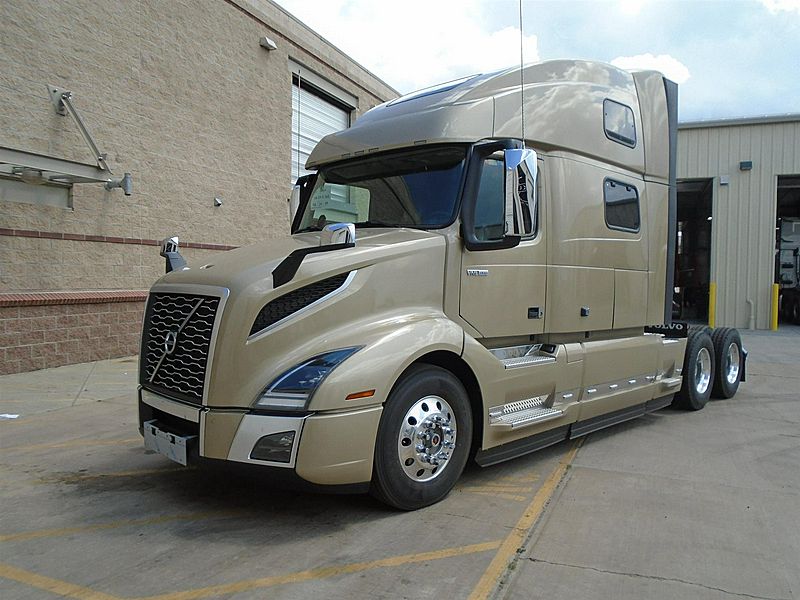 2020 Volvo VNL 860 (For Sale) | 77" Sleeper | #31559