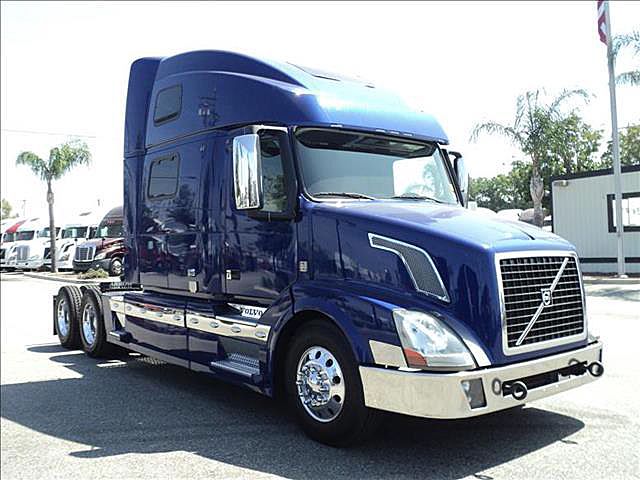 2018 Volvo VNL 780 (For Sale) | 77" Sleeper | #233746