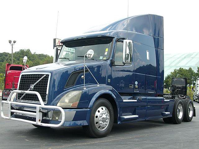 2011 Volvo VNL 630 For Sale | 61" Sleeper | #234010