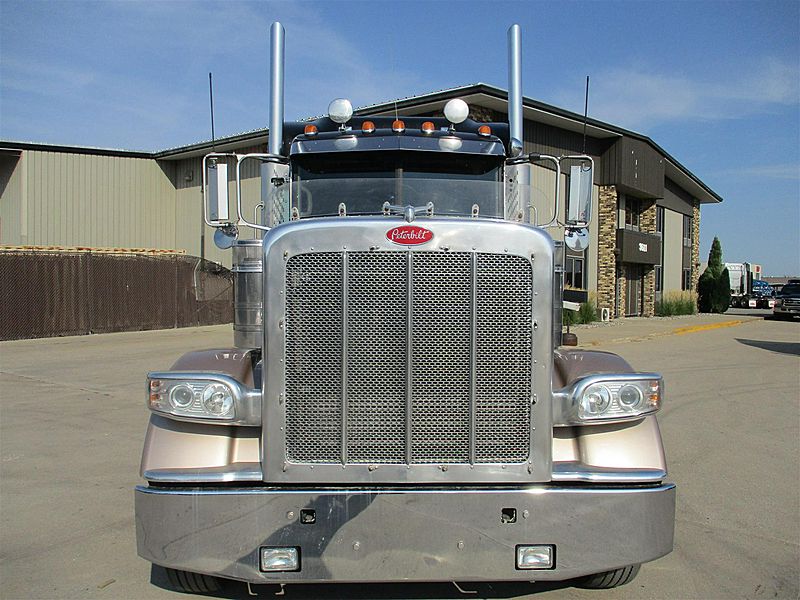 2014 Peterbilt 389 For Sale | 78" Sleeper | #40N245167