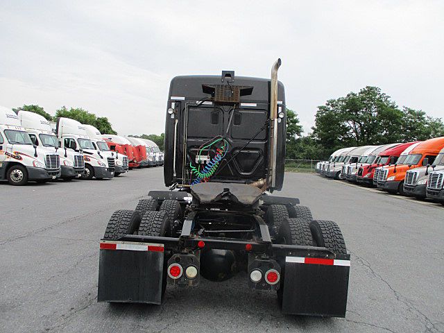 2015 Freightliner Cascadia (For Sale) | 72" Sleeper | #18467