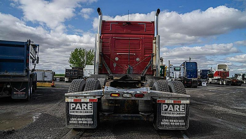 2007 Volvo VT 880 For Sale | Sleeper Truck | #C-28233