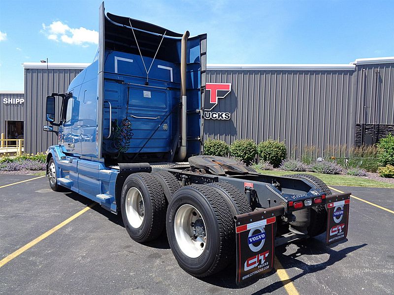2013 Volvo VNL 630 For Sale | 61" Sleeper | #UT100041