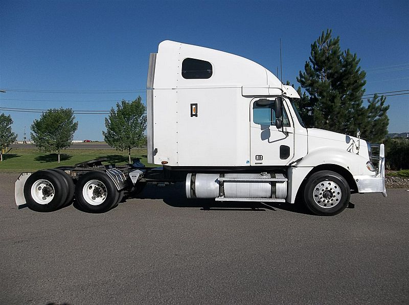 2006 Freightliner Columbia For Sale | 72" Sleeper | #252142