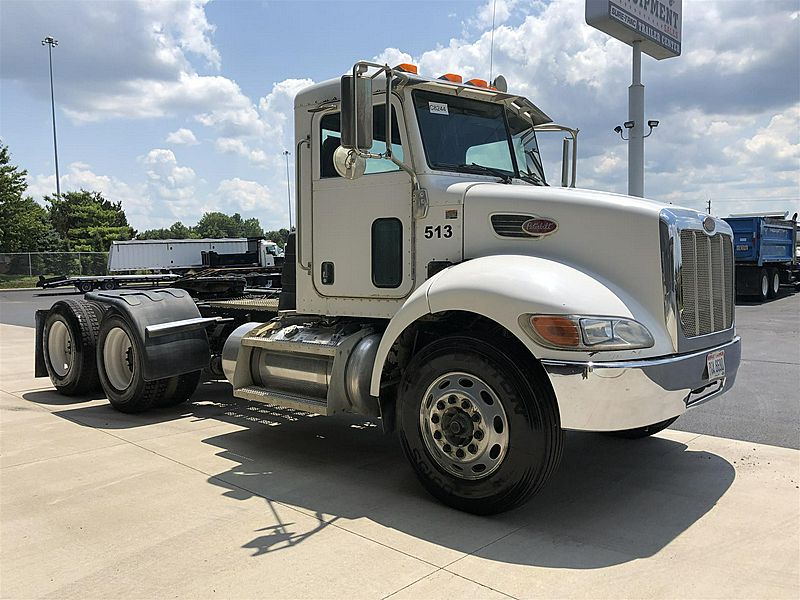 2009 Peterbilt 340 (For Sale) | Semi Truck | #C8244