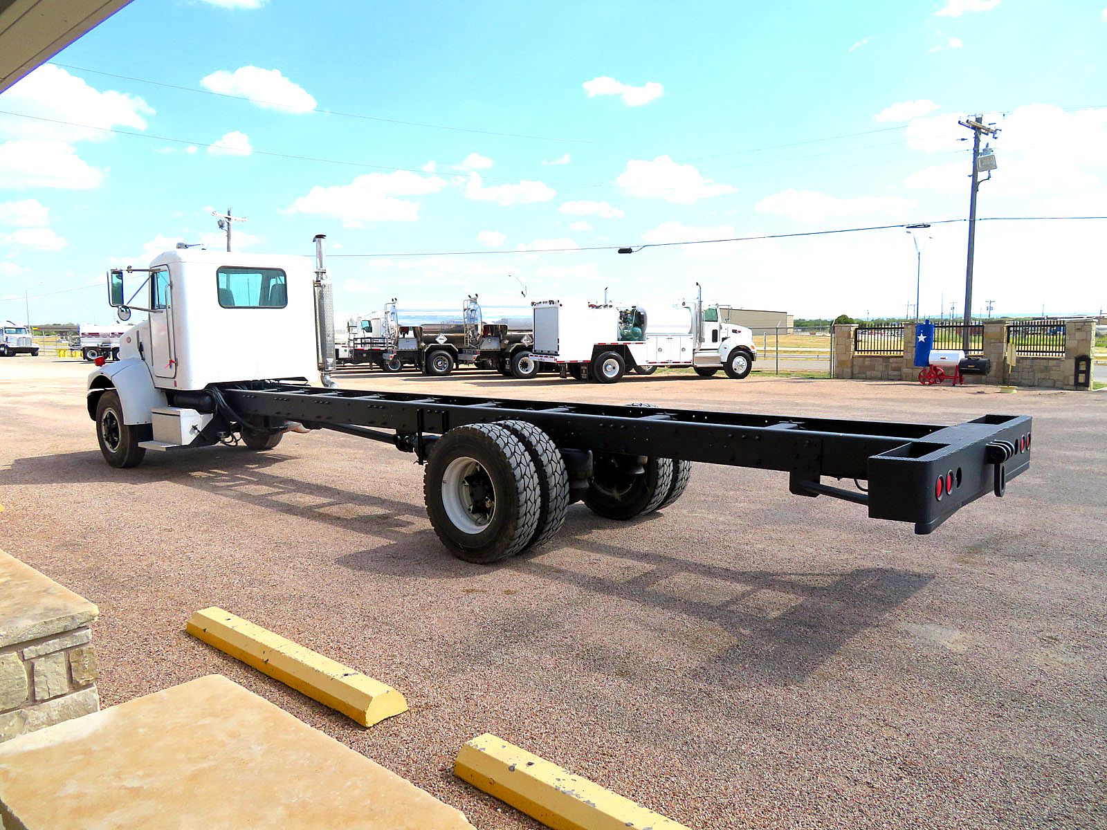 1998 Peterbilt 330 (For Sale) | Cab & Chassis | #5783C