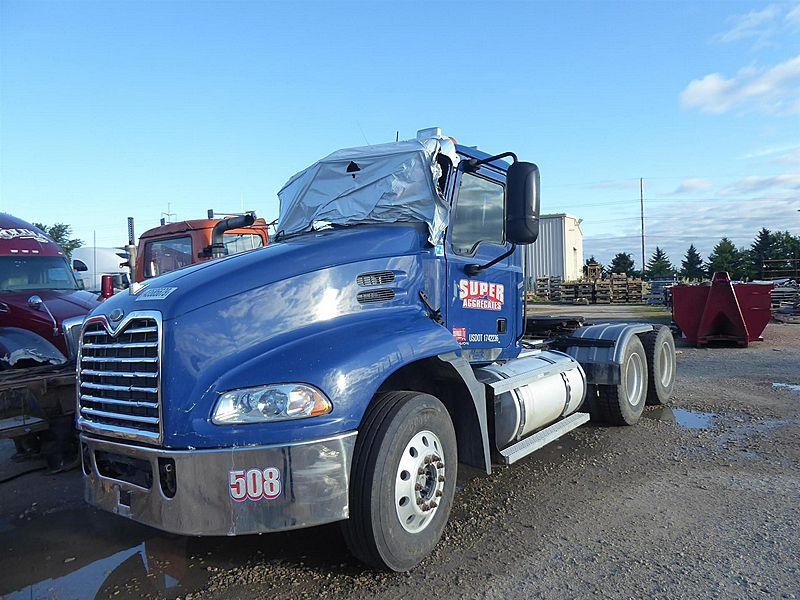 2007 Mack CXN613 (For Sale) | Day Cab | #8970