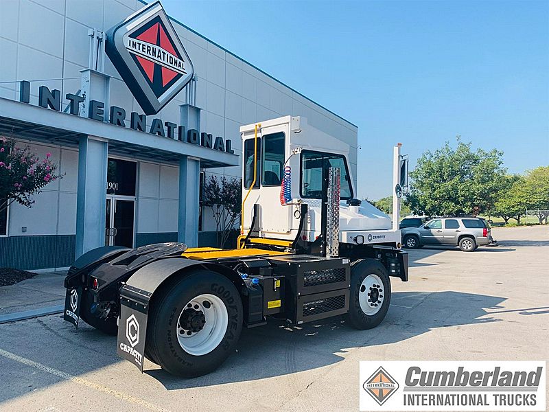 2019 Capacity TJ5000 (For Sale) | Yard Spotter | #167289