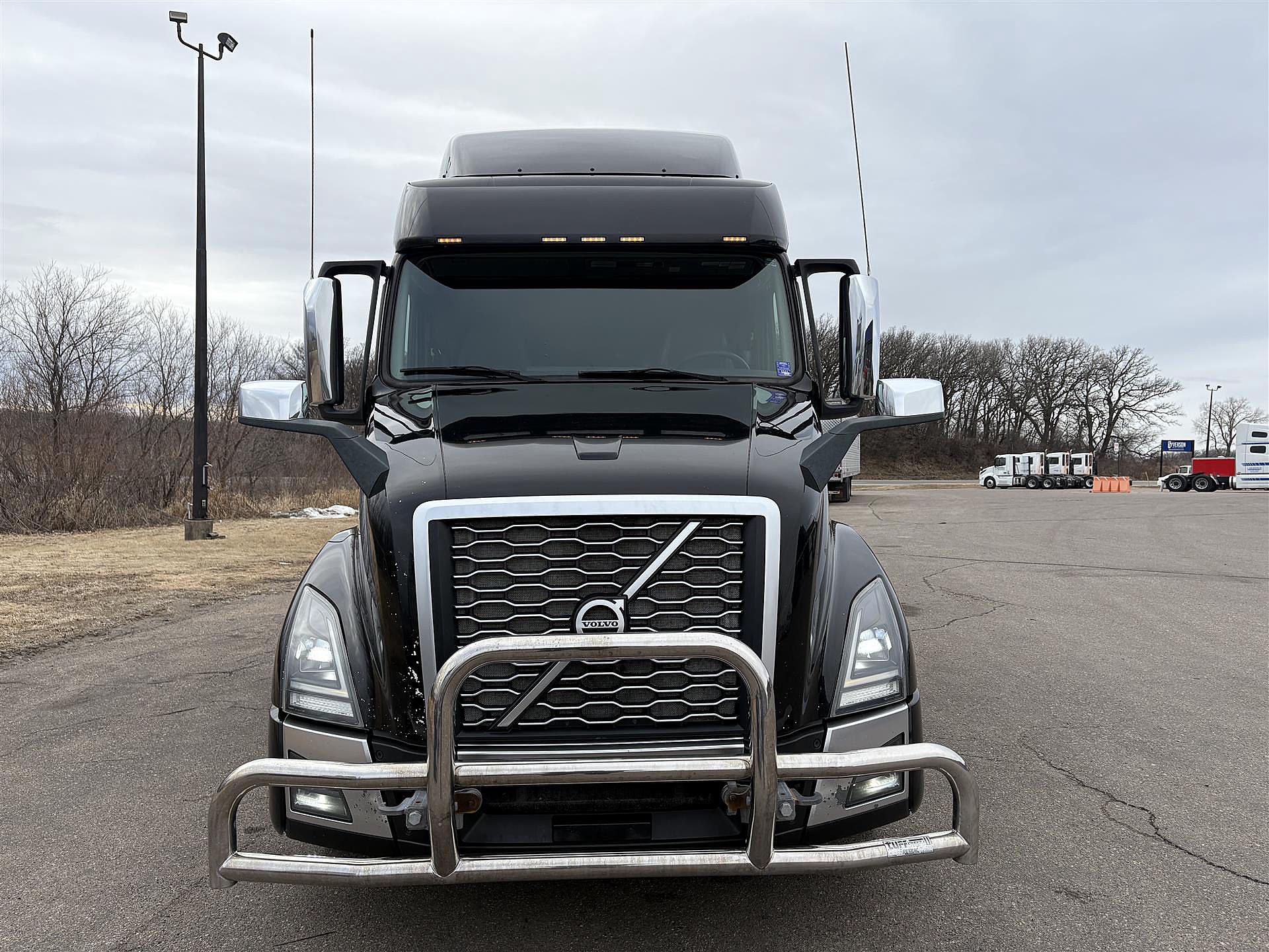 2020 Volvo VNL 740 For Sale | 70" Sleeper | #89592