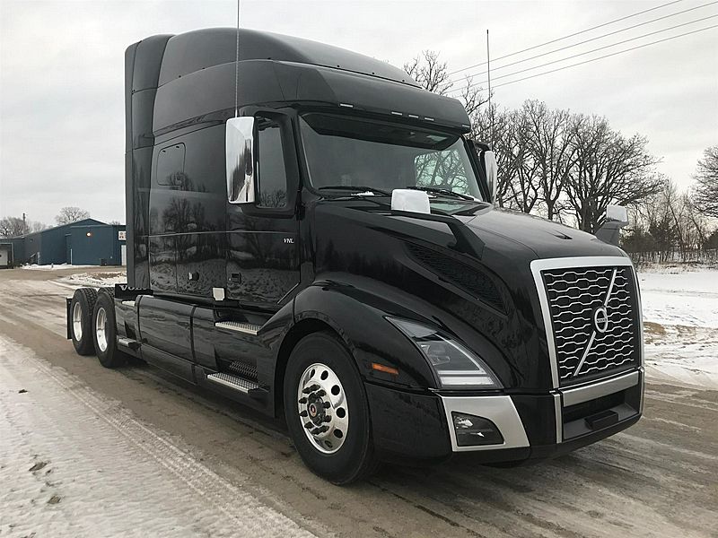 2020 Volvo VNL 740 For Sale | 70" Sleeper | #66508
