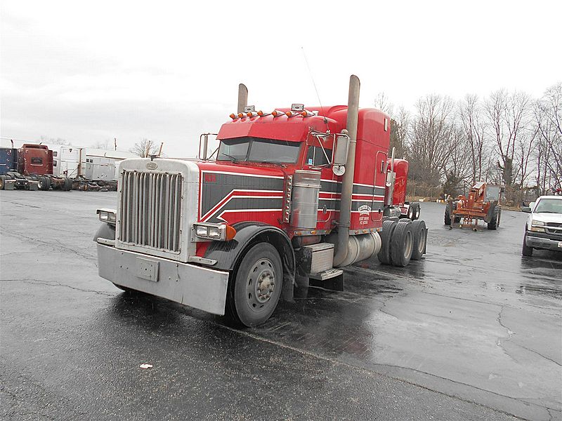 1998 Peterbilt 379 For Sale | 63" Sleeper | #XAGA618
