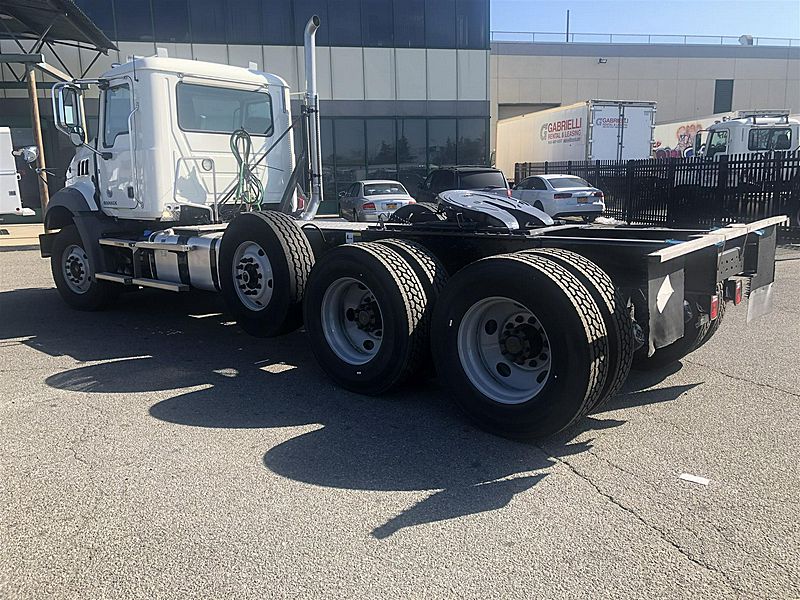 2018 Mack Granite GU813 (For Sale) | Dump Truck | #um-595