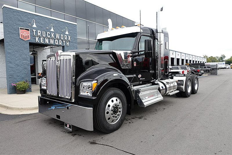 2020 Kenworth W990 For Sale | 40" Sleeper | #LJ415631
