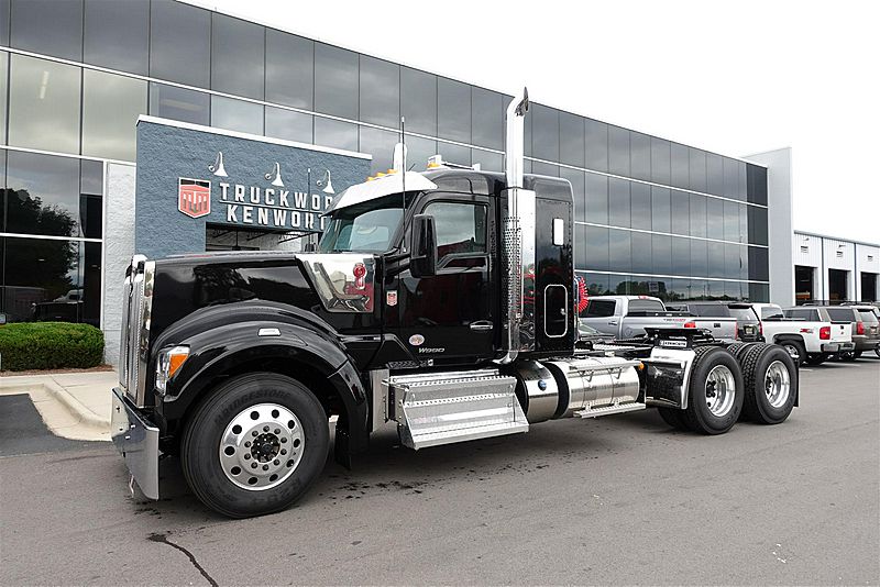 2020 Kenworth W990 For Sale | 40" Sleeper | #LJ415631