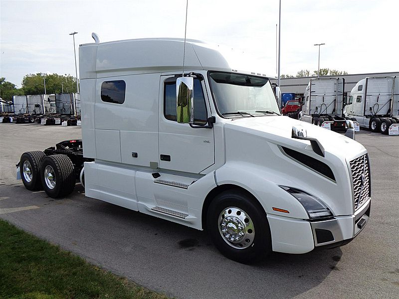 2020 Volvo VNL 740 For Sale | 70" Sleeper | #VT20680
