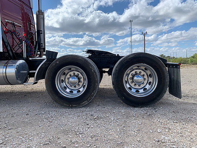 2007 Volvo VT64T880 For Sale | Raised Roof Sleeper | #SA1920