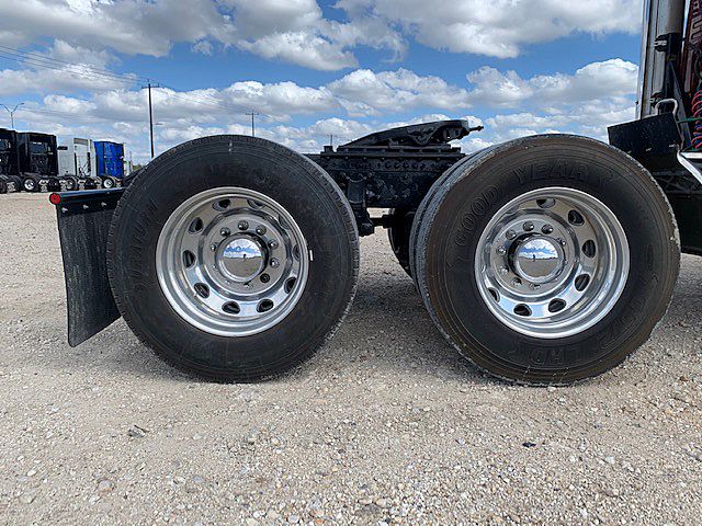 2007 Volvo VT64T880 For Sale | Raised Roof Sleeper | #SA1920