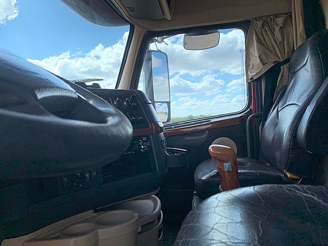 2007 Volvo VT64T880 For Sale | Raised Roof Sleeper | #SA1920